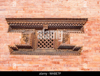 Wooden window in Newari style Pashupatinath Shiva temple Kathmandu ...