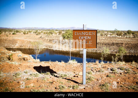 Outback Dam near Gemtree Stock Photo - Alamy