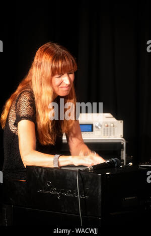 Barbara Dennerlein playing jazz on the Hammond organ, Brecon Jazz ...