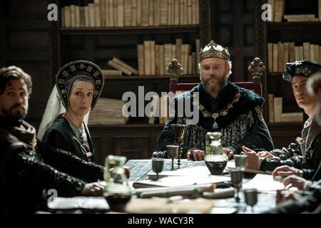 THE SPANISH PRINCESS, from left: Olly Rix as Edward Stafford, Jordan ...