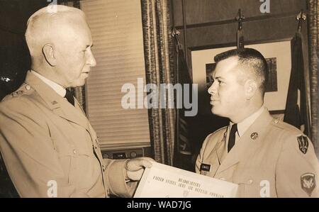 Don Edwards with Lt General Hart in 1960 Stock Photo - Alamy