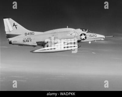 Douglas A-4L 'Skyhawk' Stock Photo - Alamy