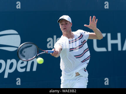 Yannick Hanfmann of Germany returns the ball to Daniel Cukierman of ...