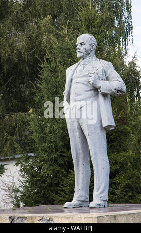 Chernobyl Exclusion Zone - Chernobyl Town - Lenin Statue Stock Photo ...