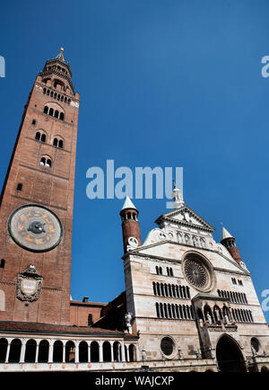 Torrazzo clock tower, Cremona, Lombardy, Italy Stock Photo - Alamy