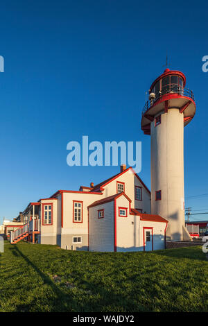Canada, Quebec, Gaspe Peninsula, Saint-Ulric, colorful motel detail ...