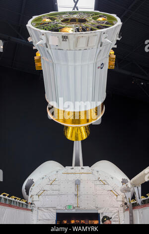 NASA Full Fuselage Trainer and Boeing Inertial Upper Stage (IUS ...