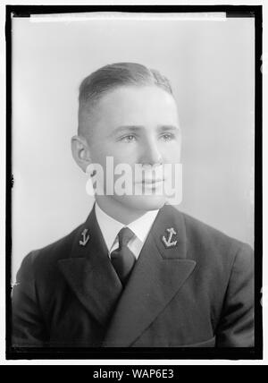 DRESSENDORFER, DAVID E. MIDSHIPMAN. PORTRAIT Stock Photo - Alamy