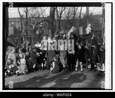 Davis at Foundling Home, [12/21/23] Stock Photo - Alamy