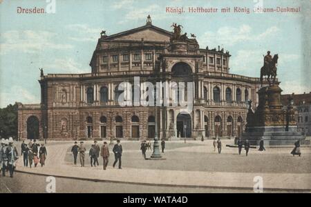 Dresden Hoftheater um 1900 Stock Photo - Alamy