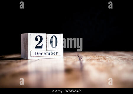 December 20 vintage block calendar. concept Stock Photo - Alamy