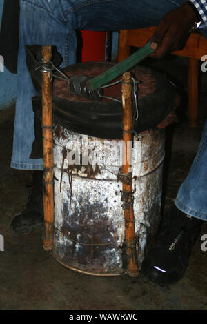 Traditional Sotho drum Stock Photo - Alamy