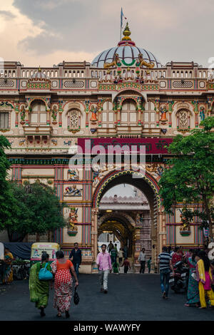 Shree Swaminarayan Mandir Kalupur Ahmedabad Gujarat India Stock Photo ...