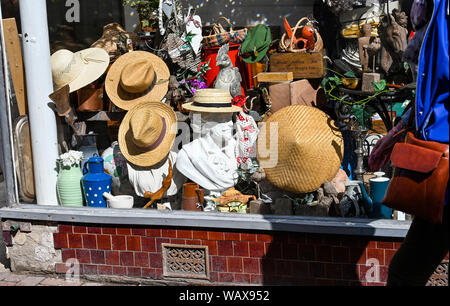 Antique shops (Cliffe Antiques Centre, May's Antiques, Southdown ...