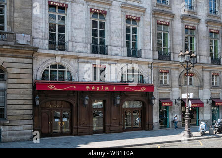 France, Paris, Maxim's Restaurant, rue Royale Stock Photo: 48601600 - Alamy