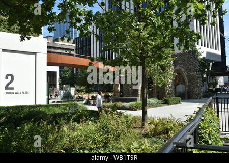London wall area around Moorgate Stock Photo - Alamy