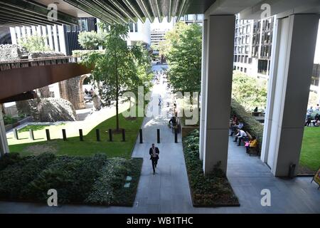 London wall area around Moorgate Stock Photo - Alamy