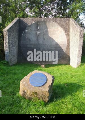 Redcar Sound Mirror World War 1 WW1 acoustic listening device now ...