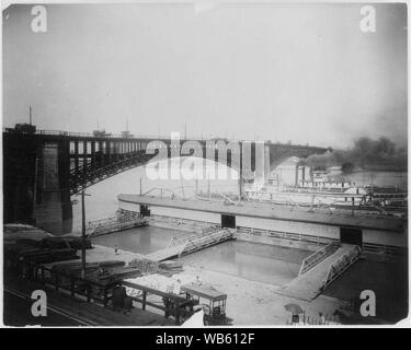 The Eads Bridge, St. Louis Stock Photo - Alamy