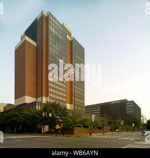 James A Byrne U.S. Courthouse building and william j green jr building ...