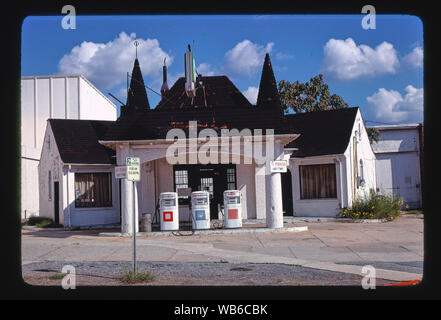 Exxon station, Greenville, South Carolina 1979 Stock Photo - Alamy
