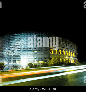 Scaffolding on the exterior façade of the Colosseum, Rome, Italy Stock ...