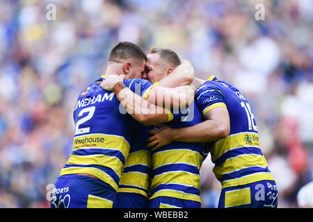 Wolves League Cup final players Andy Gray George Berry Robert Plant ...