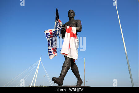 The Nat Lofthouse statue at the University of Bolton Stadium Stock ...