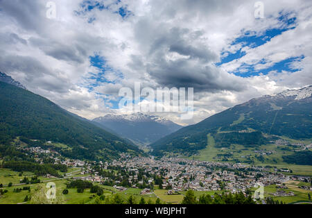 Village of Bormio, Kuerc square. Italian Alps Stock Photo - Alamy