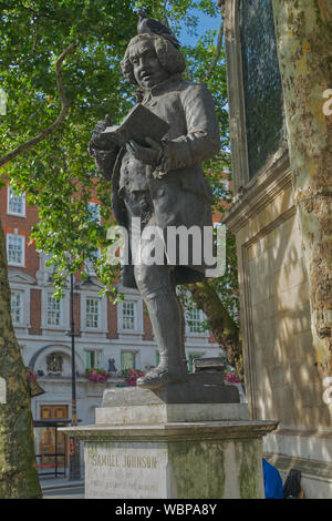 Dr Samuel Johnson statue in Lichfield, England Stock Photo - Alamy