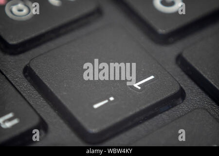Number 1 and exclamation key on a laptop keyboard Stock Photo - Alamy