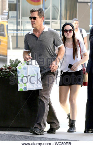 Josh Brolin and daughter Eden Brolin head to the Minskoff Theatre to ...