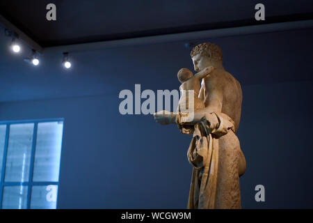 Masterpice of classical sculpture the 4th century Parian marble Hermes ...