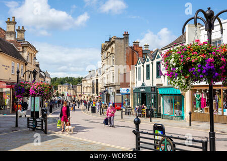 Chippenham High Street shops with people shopping Chippenham Wiltshire ...