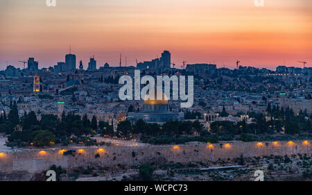 A picture of Temple Mount at sunset (Jerusalem Stock Photo - Alamy