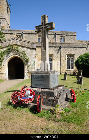 War Memorial, Podington, Bedfordshire Stock Photo - Alamy