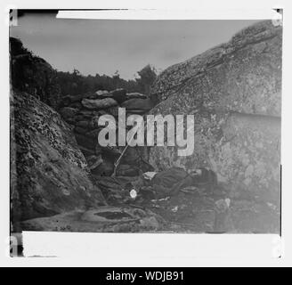 Gettysburg, Pennsylvania. Body of Confederate sharpshooter. Civil war ...