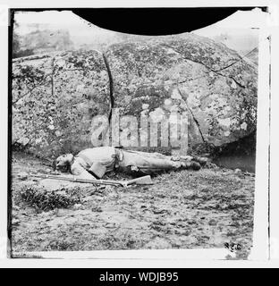 Gettysburg, Pennsylvania. Confederate sharpshooter killed by a shell ...