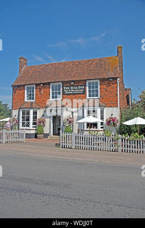Rolvenden The Bull Inn & Restaurant Kent Stock Photo - Alamy