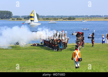 British and French soldiers reenacting the invasion (1809 Walcheren ...