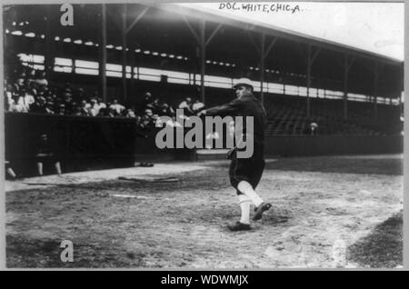 Guy Harris ‘Doc‘ White pitcher for the Chicago American League throwing ...