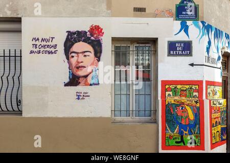 Street art mural of Frida Kahlo in the Hispanic neighborhood of Pilsen ...
