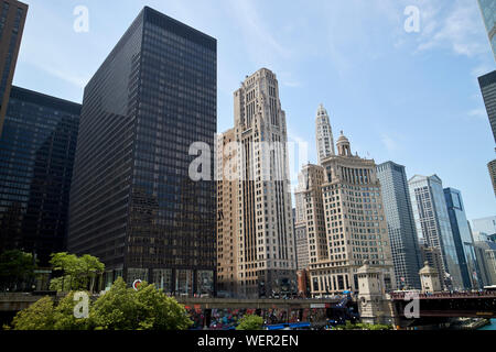 one illinois center home to the chicago architecture center chicago ...