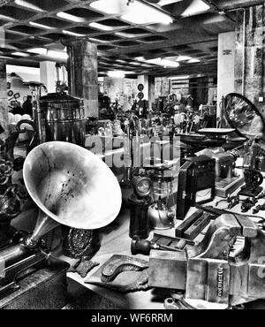 Musical instrument shop in the Old Quarter of Hanoi, Vietnam Stock ...