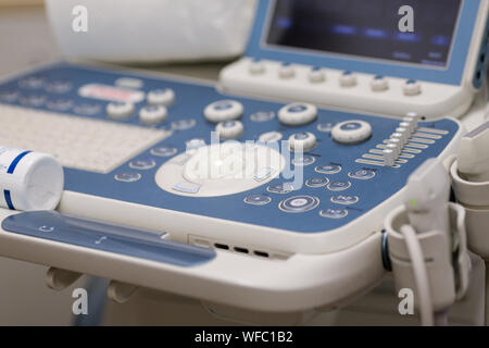 ultrasound machine in the medical office near the couch Stock Photo - Alamy