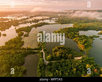 France, Somme, Valley of the Somme, Long, the swamps of the Somme at ...