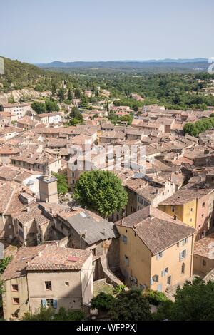 France, Var, Cotignac, the village, general view // France, Var (83 ...