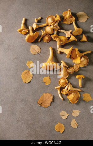 Background group autumn orange leaves Stock Photo - Alamy