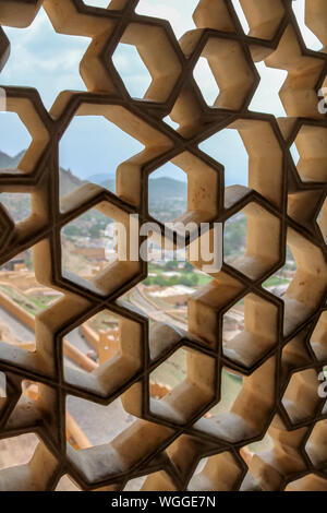 Stone carved window, Amber Fort, Jaipur, Rajasthan, India Stock Photo ...