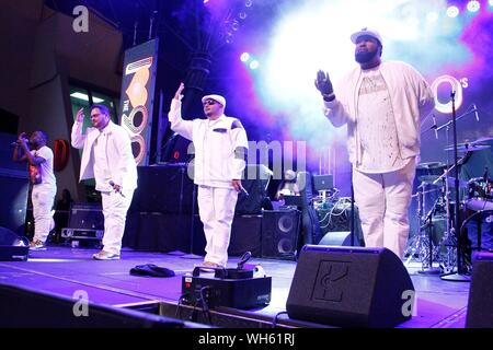 Delious Kennedy, Tony Borowiak, Alfred Nevarez and Jamie Jones of All-4 ...